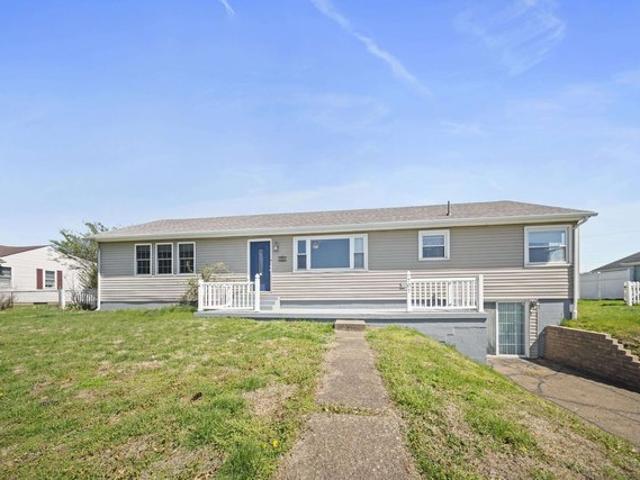 707 2nd St E, South Point, OH 45680