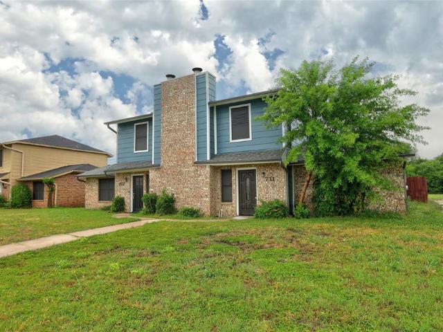 707 711 Wolftrap Drive