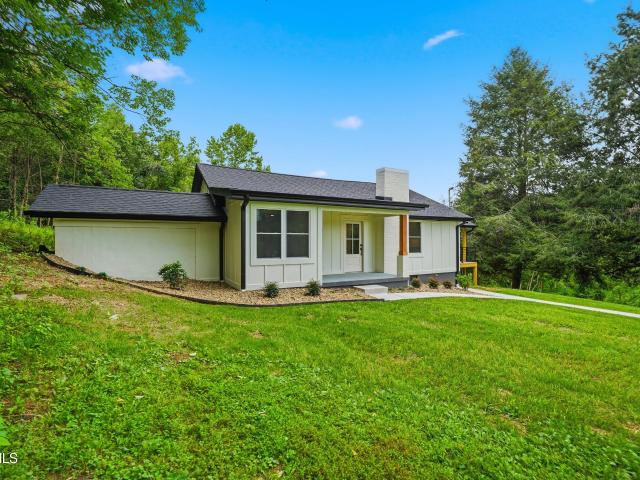 707 Cooks Valley Road