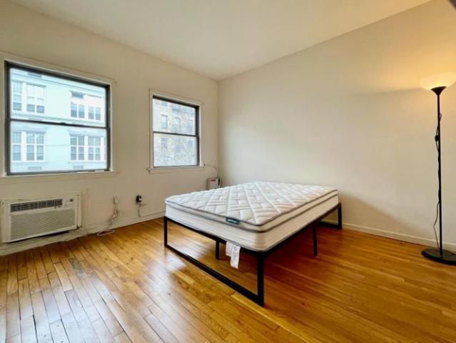 707 Adams St #3L Hoboken, NJ 07030