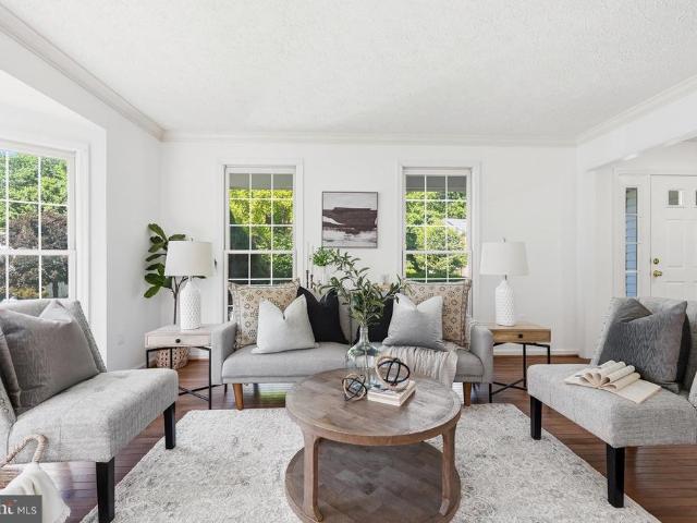 707 Athlone Drive