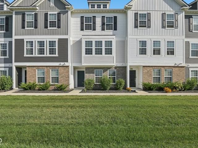 707 Axford Bay Dr, Westfield, IN 46074
