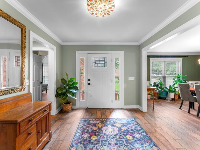 707 Bradford Pl, Murfreesboro, TN 37130 | MLS #3112 | Compass