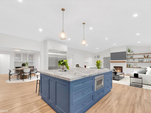 707 Brierhill Rd, Deerfield, IL 60015 | MLS #12611