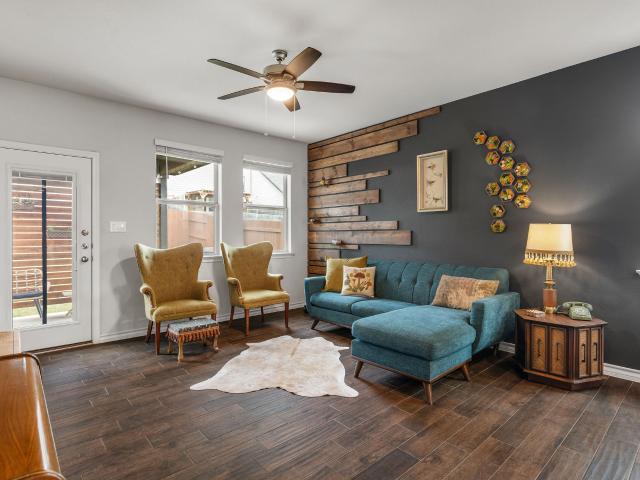 707 Eves Necklace Dr, Buda, TX 78610 | MLS #3897 | Compass