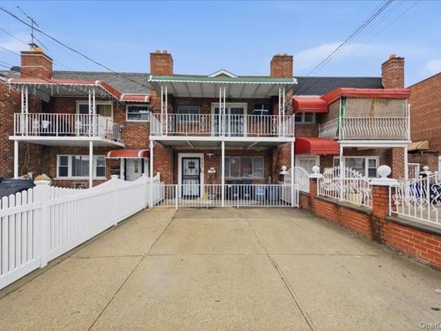 707 Hollywood Ave, Bronx, NY 10465