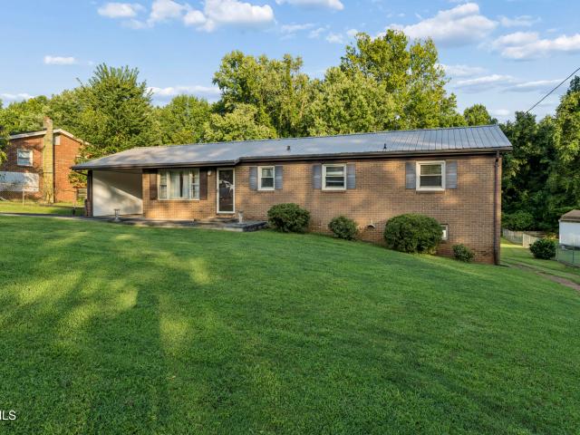 707 Hilltop Drive