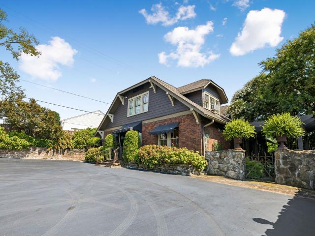707 Inverness Ave
