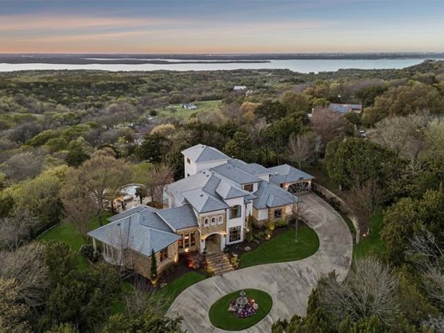 707 Oakhill Ln, Cedar Hill, TX 75104