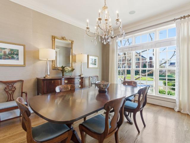 707 Overton Park