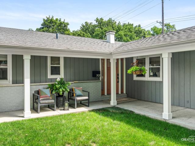 707 Maple Lane