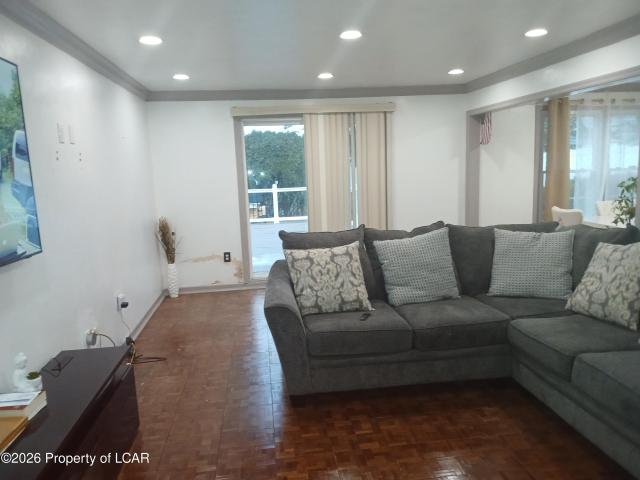 707 MUIR Avenue