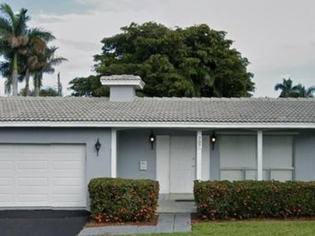 707 N 11th Ave, Hollywood, FL 33019