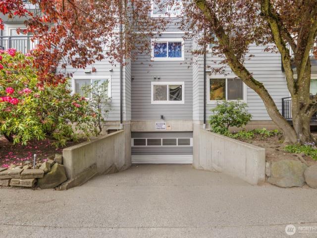 707 N 130th St, Unit B203, Seattle, WA 98133 | MLS #2510