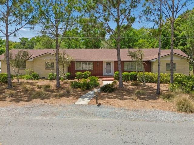 707 N Johnson St, Plant City, FL 33563