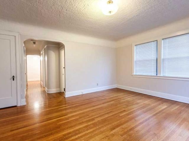 707 NW 19th Ave
