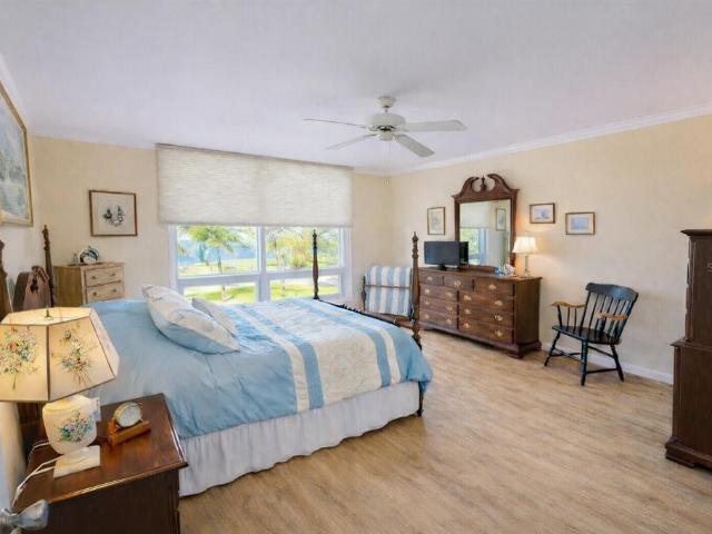 707 S Gulfstream Ave, Unit 307, Sarasota, FL 34236 | MLS #A4683