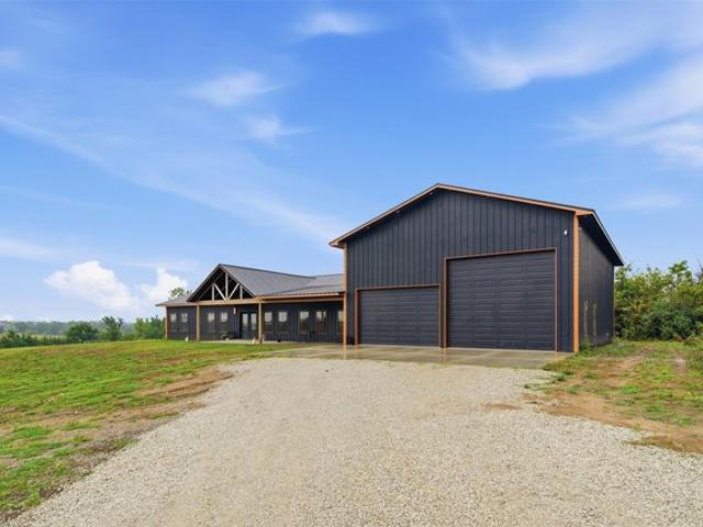 707 SE 6th St, Leon, IA 50144