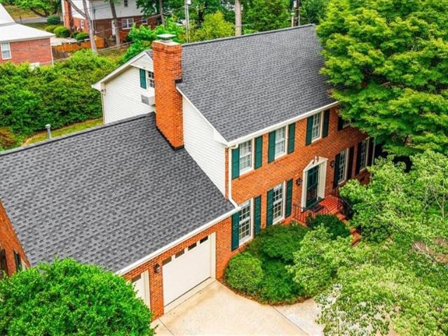 707 Sussex Court