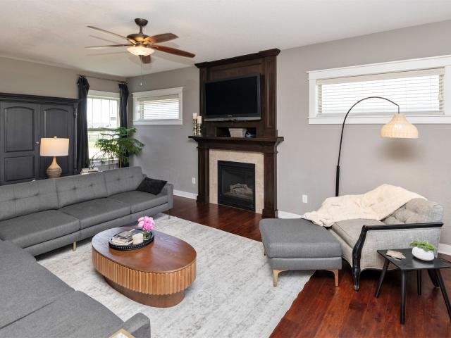 707 SW 12th Street