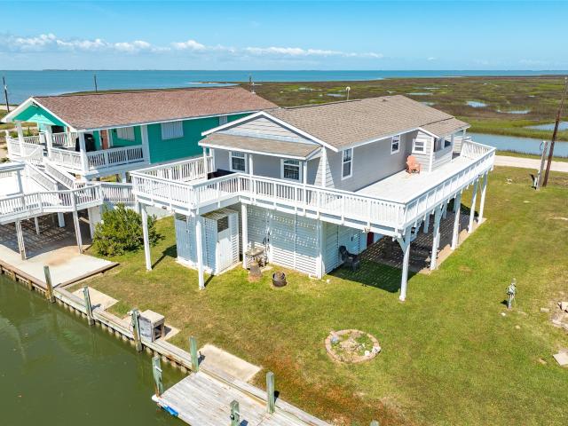 707 Pompano Lane