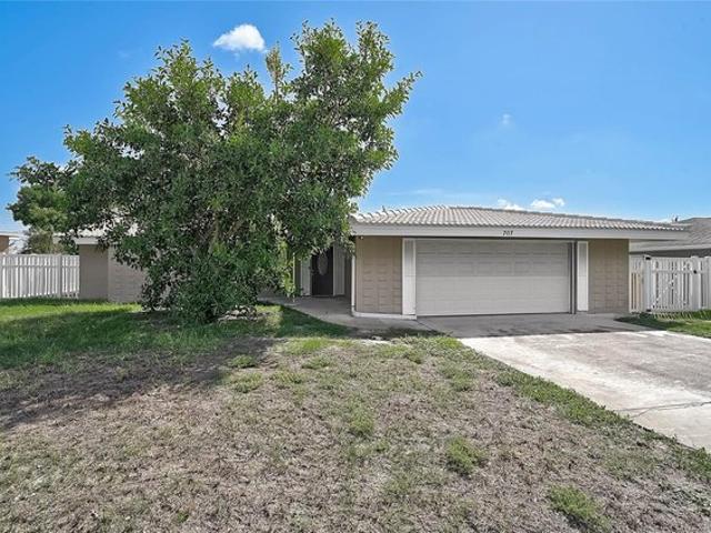 707 Park Ln, Bradenton, FL 34209