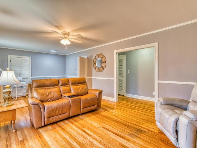 707 Peveler Drive