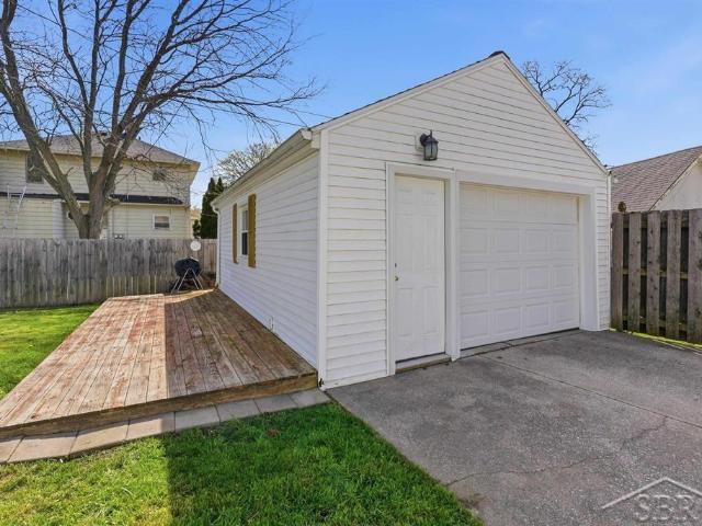 707 Raymond Street