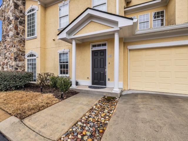 707 Renaissance Court