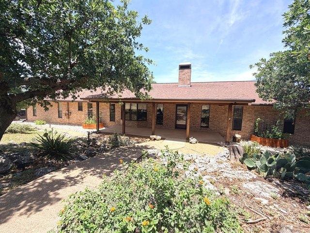 707 Rim Rock Rd, Kerrville, TX 78028