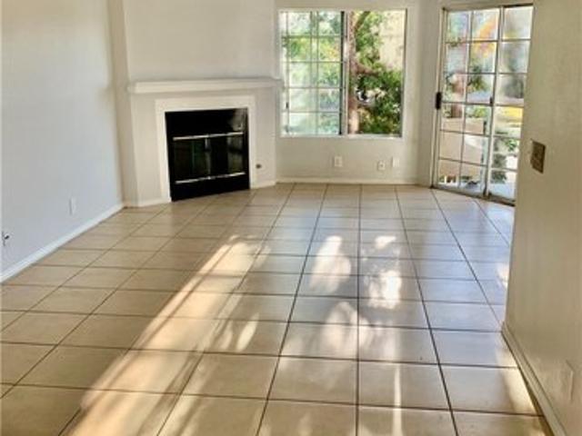 707 W 4th St, Long Beach, CA 90802