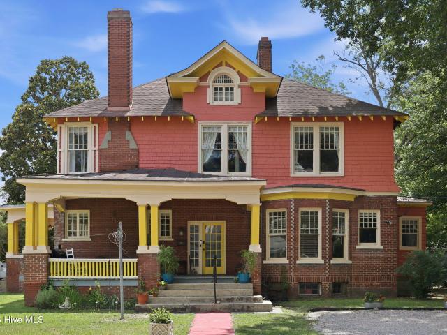 707 W 4th Street