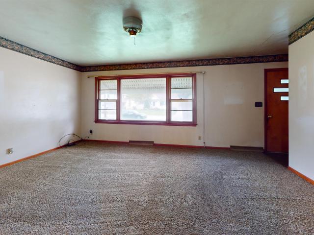 707 W Tyler Avenue