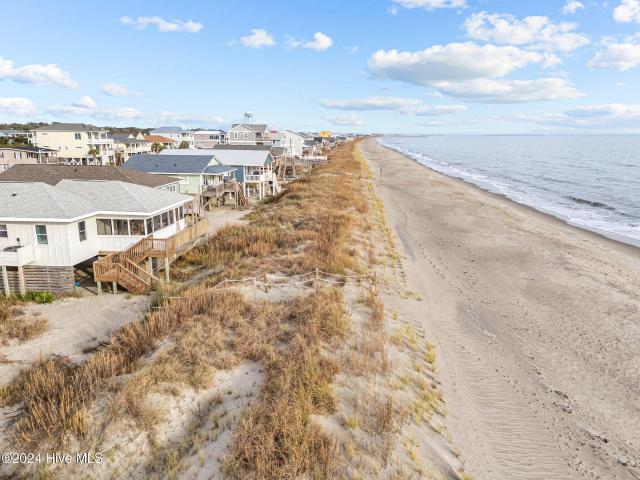 707 W Beach Drive