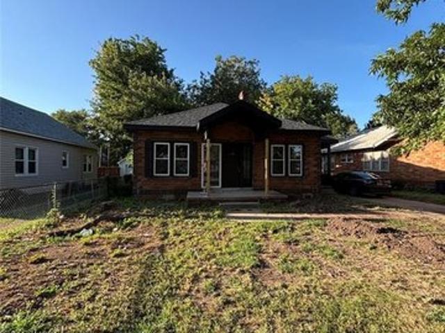 707 W Grand Ave, Ponca City, OK 74601