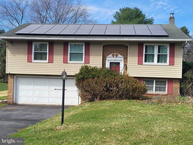 707 Wyndamere Rd, Lewisberry, PA 17339