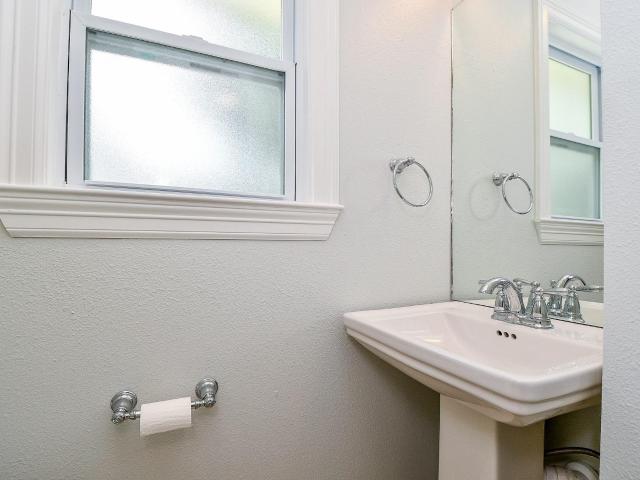 707 Thistlewood Dr, Houston, TX 77079 | MLS #49917