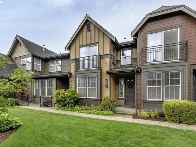 7084 NE Stonewater St, Hillsboro, OR 97124