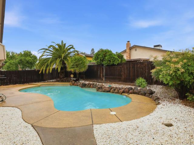 7085 Canelo Hills Dr, Citrus Heights, CA 95610 | MLS #226050 | Compass