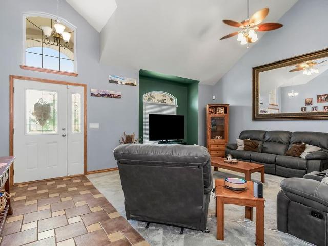 7086 SW Crystal Lane