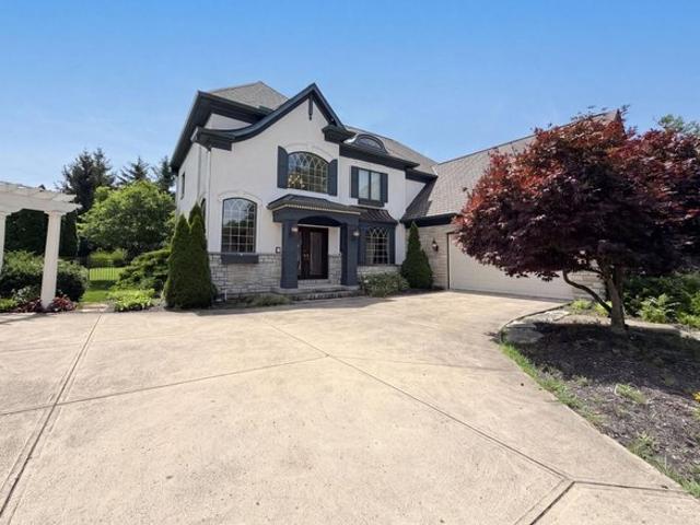 7087 Bridgetown Rd, Green Township, OH 45248