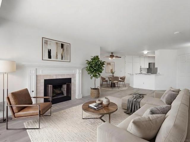 7087 Camino Degrazia Unit 141, San Diego, CA 92111