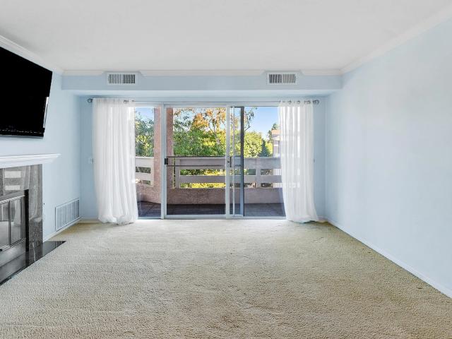 7087 Camino Revueltos, Unit 302, San Diego, CA 92111 | MLS #250045