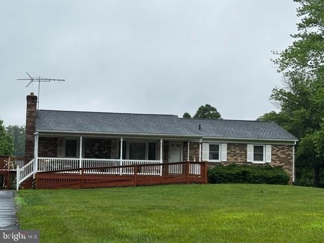 7087 Lakeview Dr, Warrenton, VA 20187