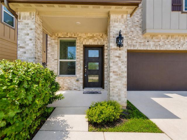 7087 Silverleaf Oak Street