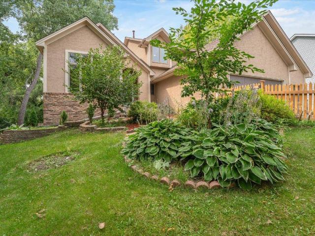 7087 Wellington Lane N