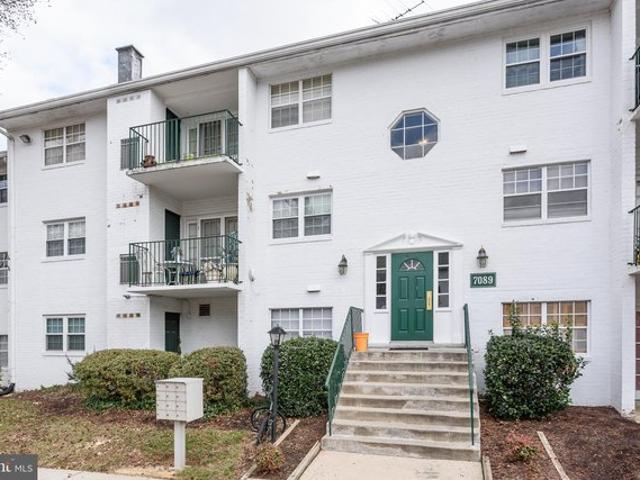 7089 Spring Garden Dr Unit 202, Springfield, VA 22150