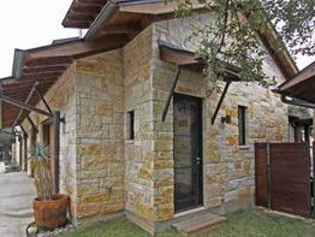 7080 Comanche Trl # Garage Apartment