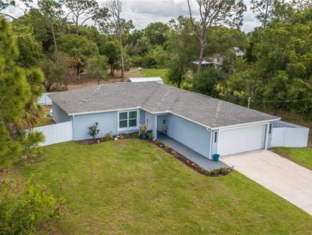 7081 Brazil Cir, Labelle, FL 33935