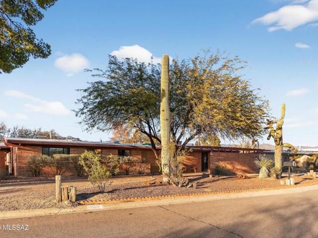 7081 E Katchina Ct, Tucson, AZ 85715